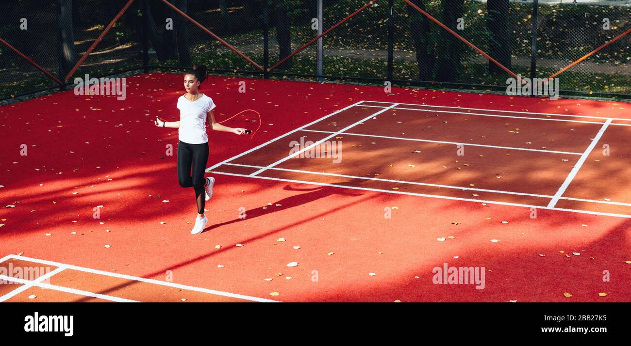 Tennis stadium hi-res stock photography and images - Alamy