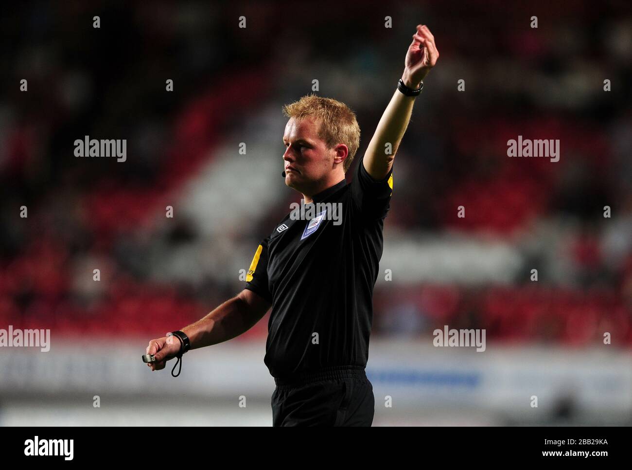 Gavin ward referee hi-res stock photography and images - Alamy