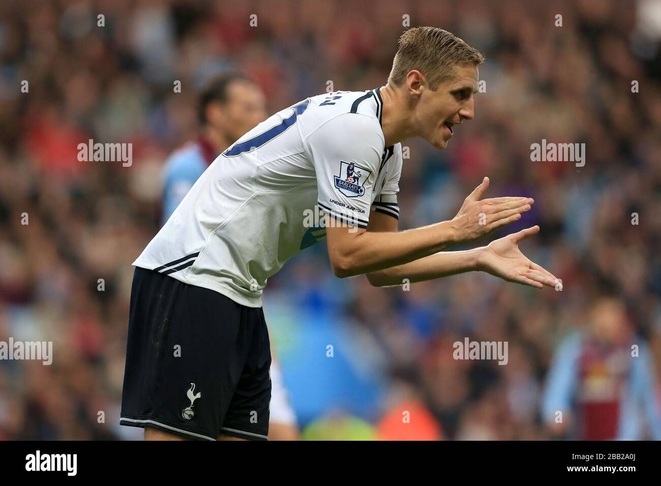 Michael Dawson, Tottenham Hotspur Stock Photo - Alamy