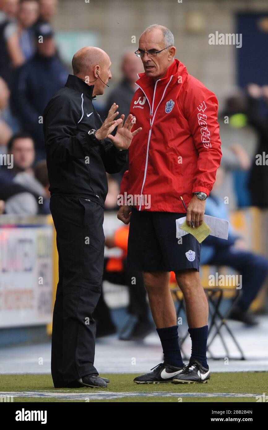 Queens park rangers head coach hi-res stock photography and images - Alamy