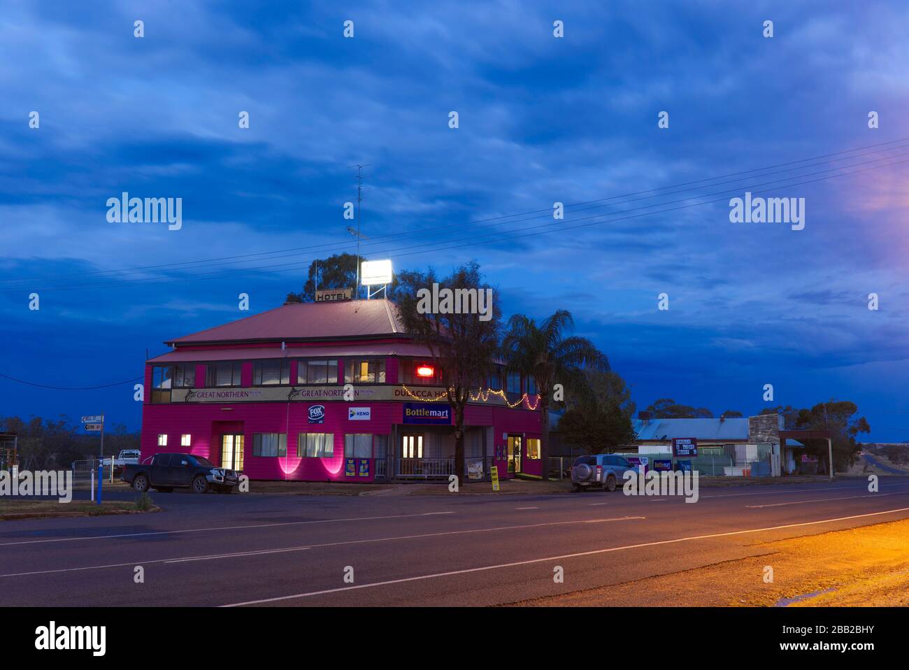 Pink pub hi-res stock photography and images - Alamy