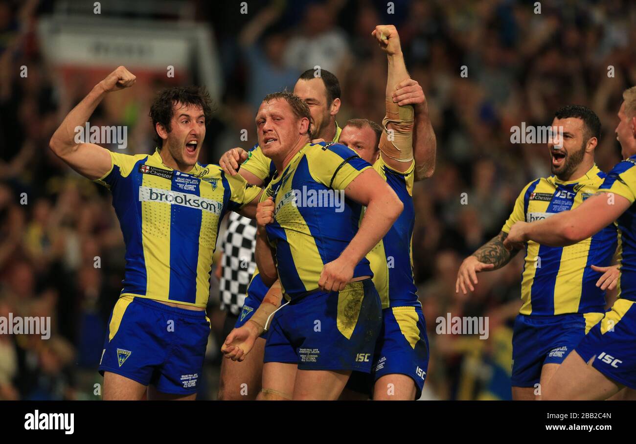 Warrington Wolves' Ben Westwood celebrates after scoring a try Stock ...