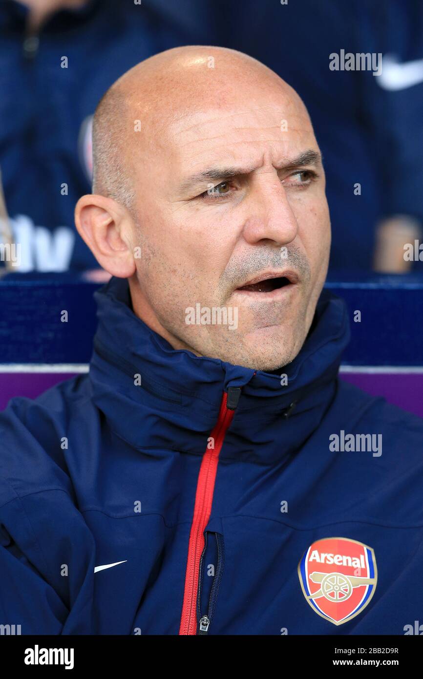 Arsenal manager steve bould hi-res stock photography and images - Alamy