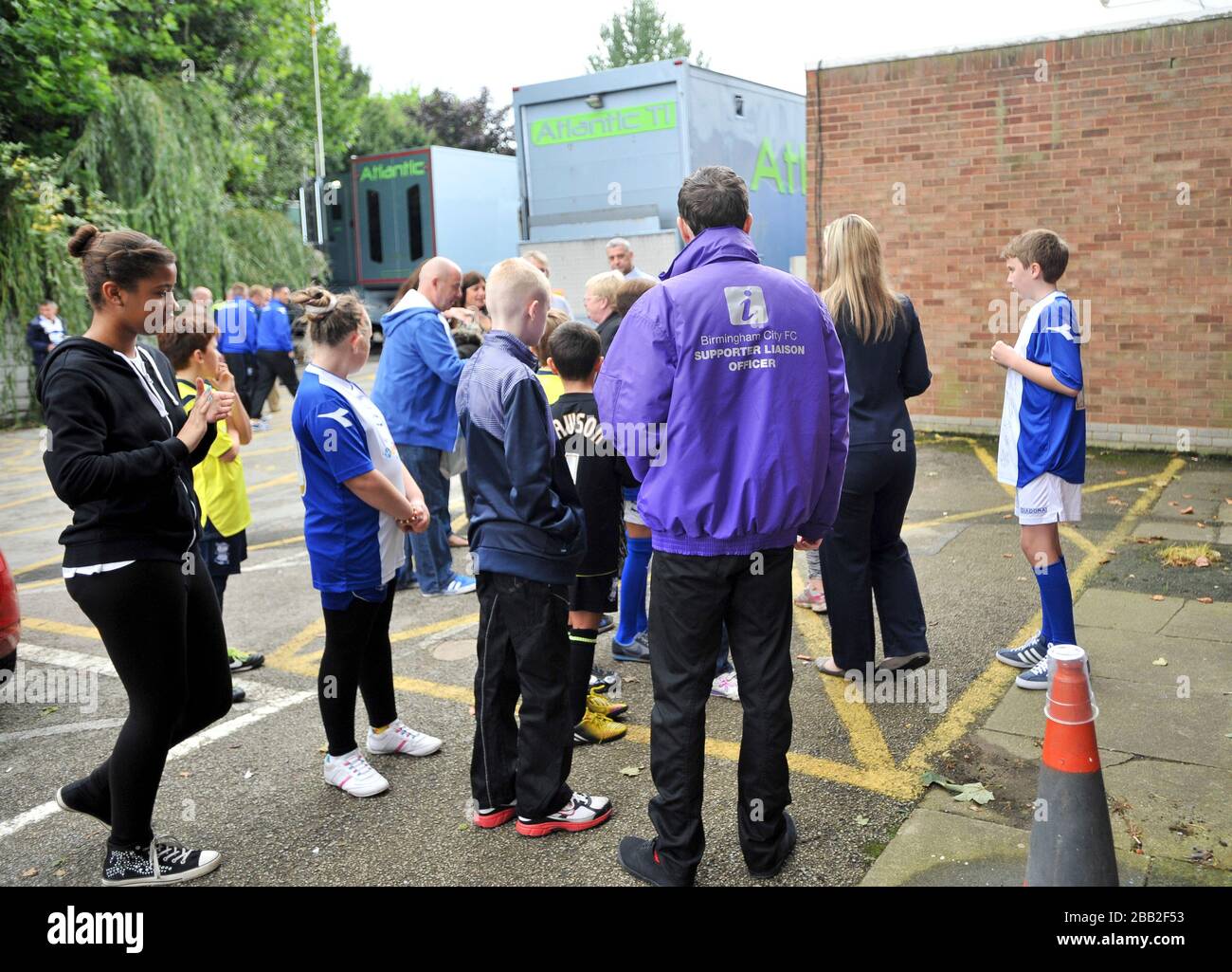Liaison manager hi-res stock photography and images - Alamy