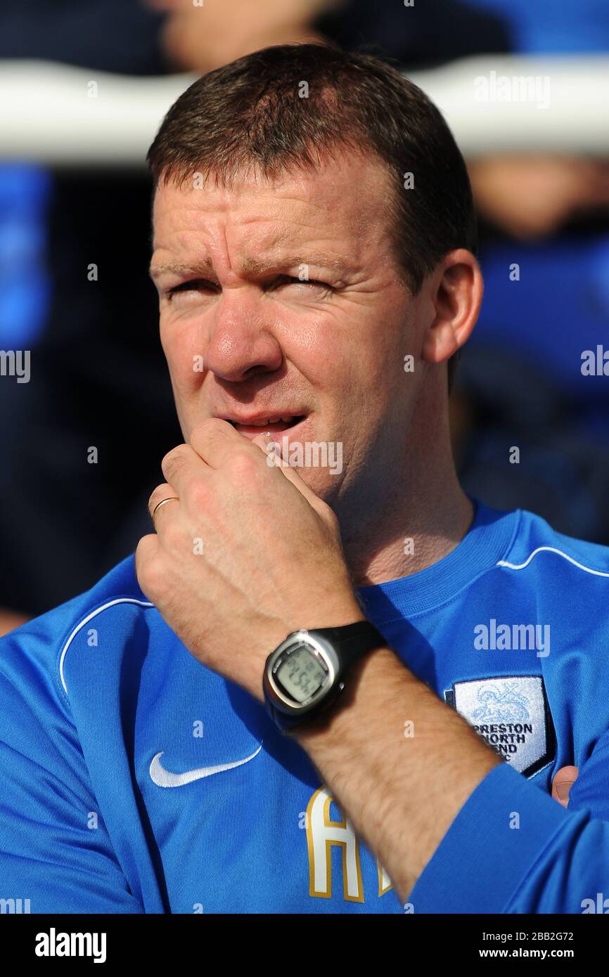 Preston goalkeeper alan kelly hi-res stock photography and images - Alamy