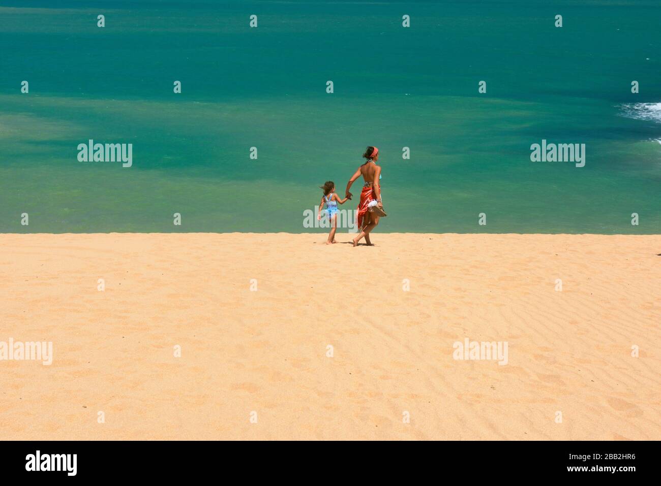 Caribbean beach young family hi-res stock photography and images - Alamy
