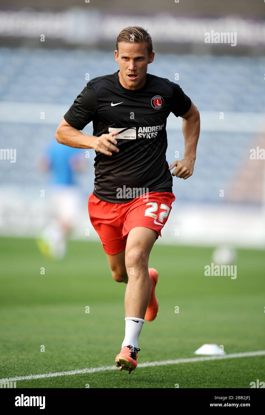 Charlton athletics mark gower hi-res stock photography and images - Alamy