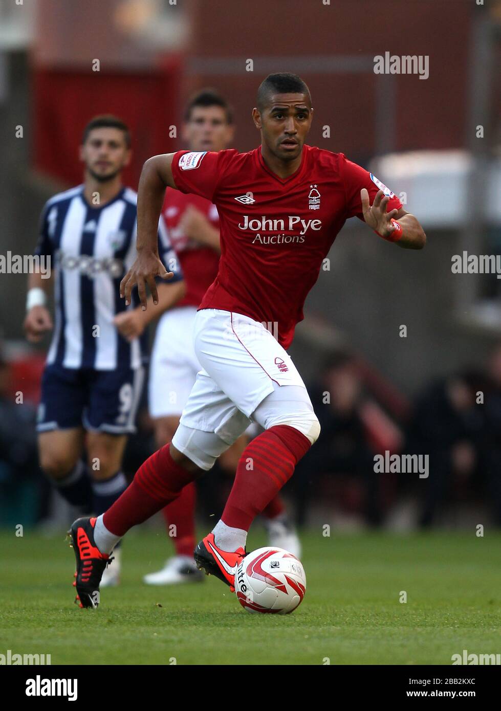 Nottingham Forest's Lewis McGugan Stock Photo - Alamy