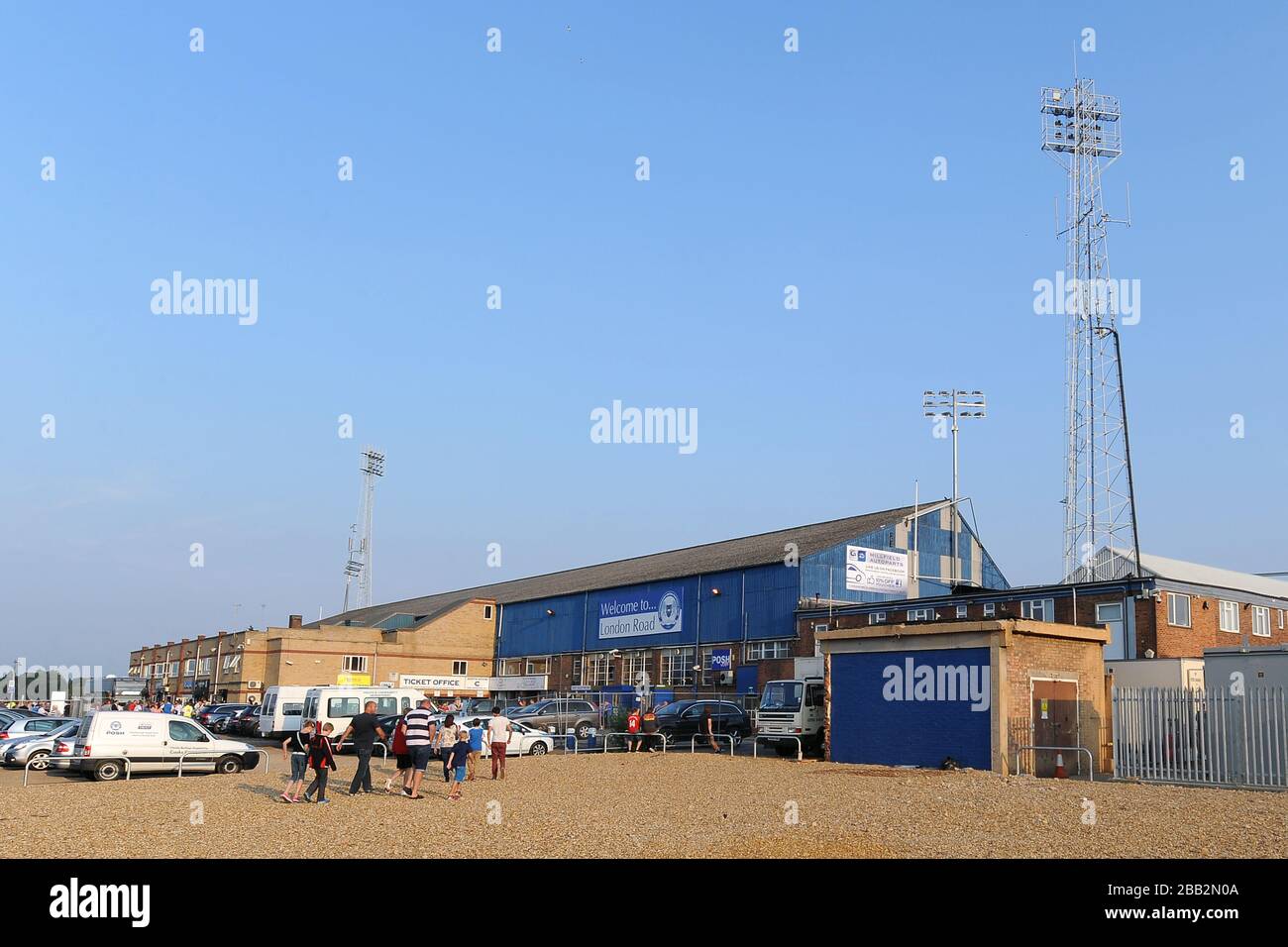 Football utd stadium ground general view hi-res stock photography and ...