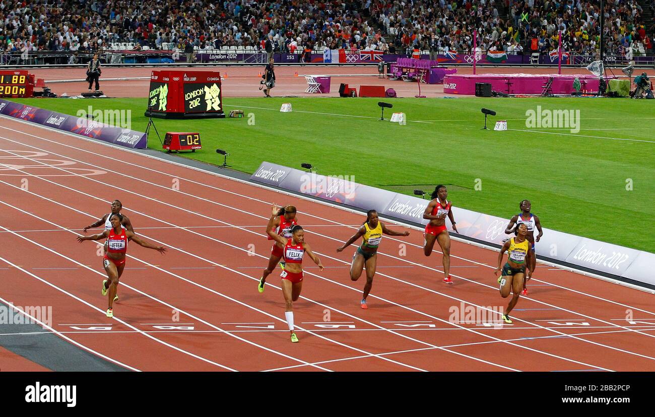 USA's Allyson Felix (lane 7) wins the Women's 200m Final Stock Photo ...
