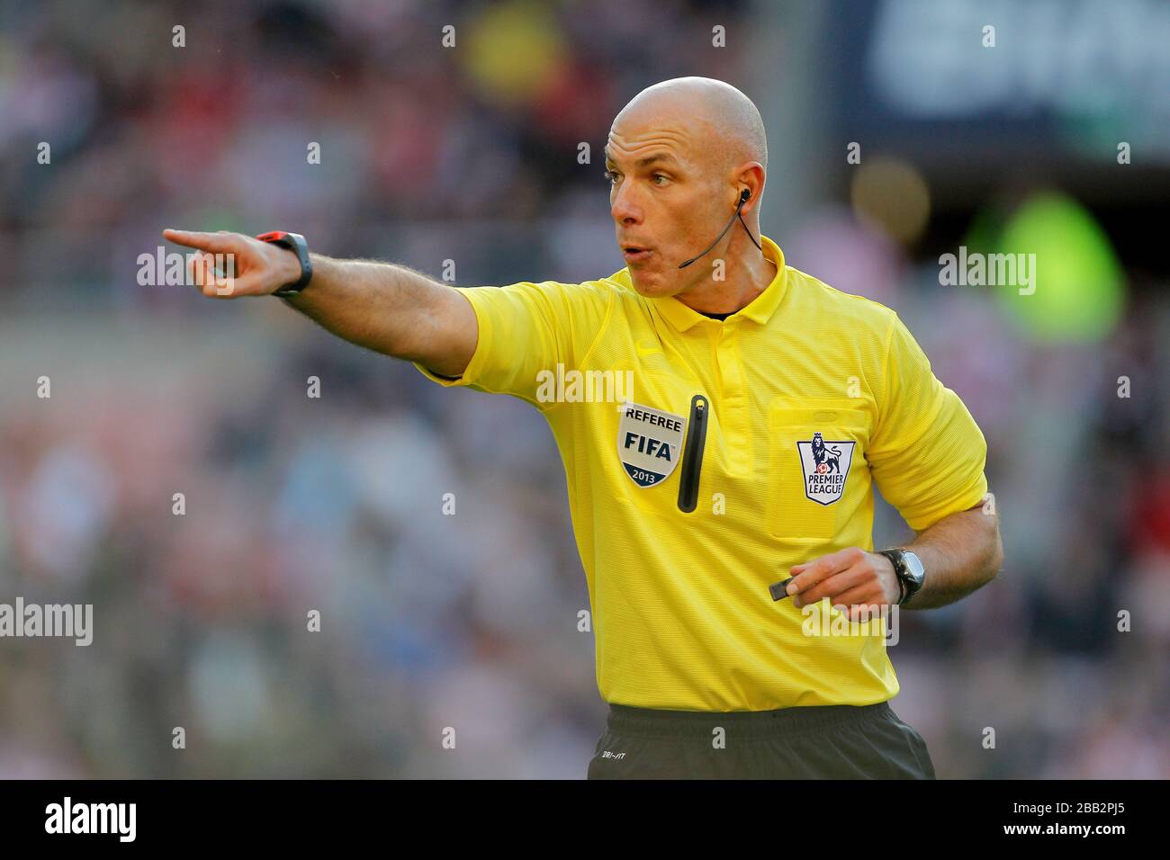Referee Howard Webb Stock Photo - Alamy