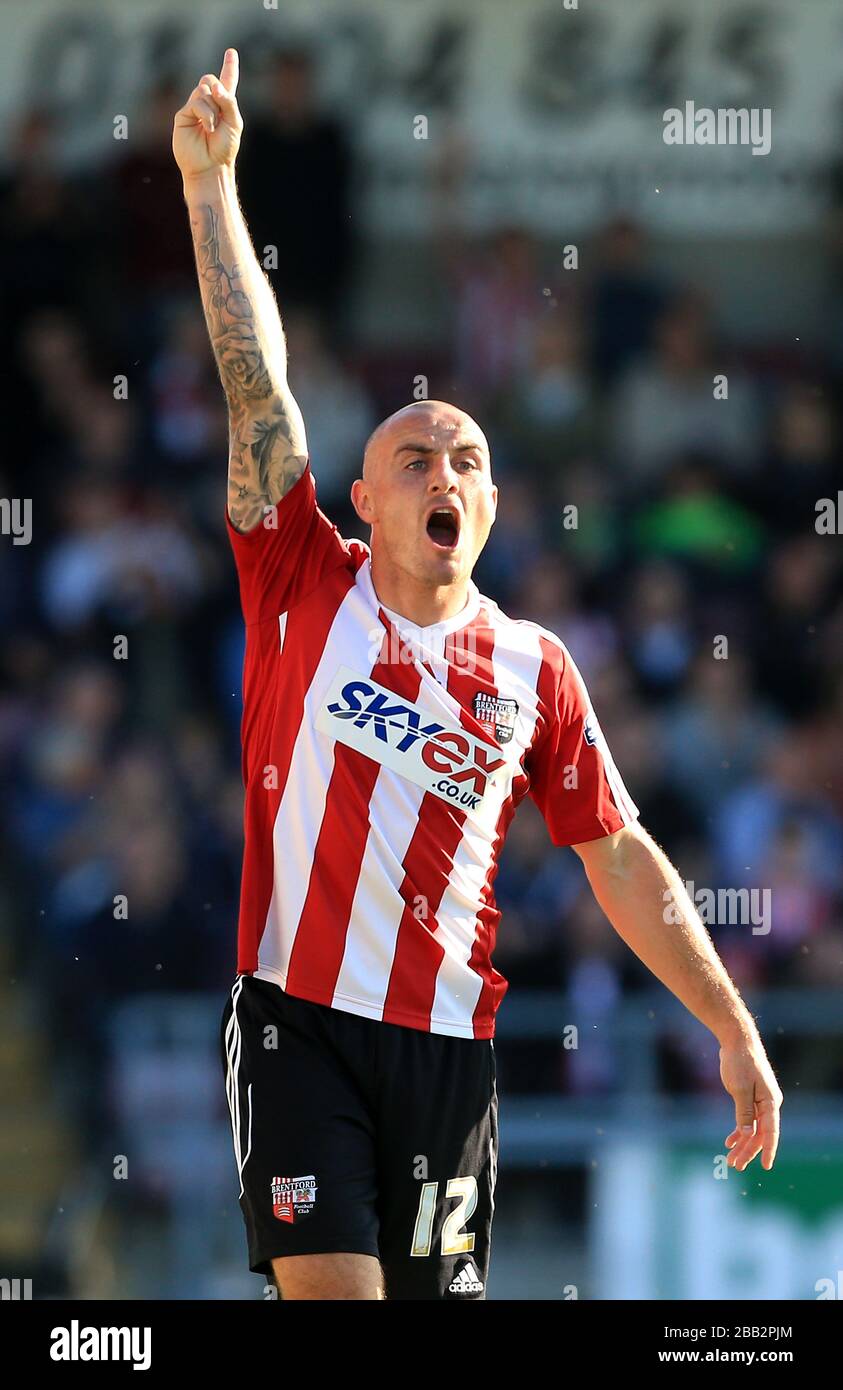 Alan McCormack, Brentford Stock Photo - Alamy