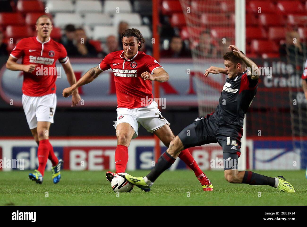 Charlton Athletic's Lawrie Wilson and Nottingham Forest's Jamie Mackie ...