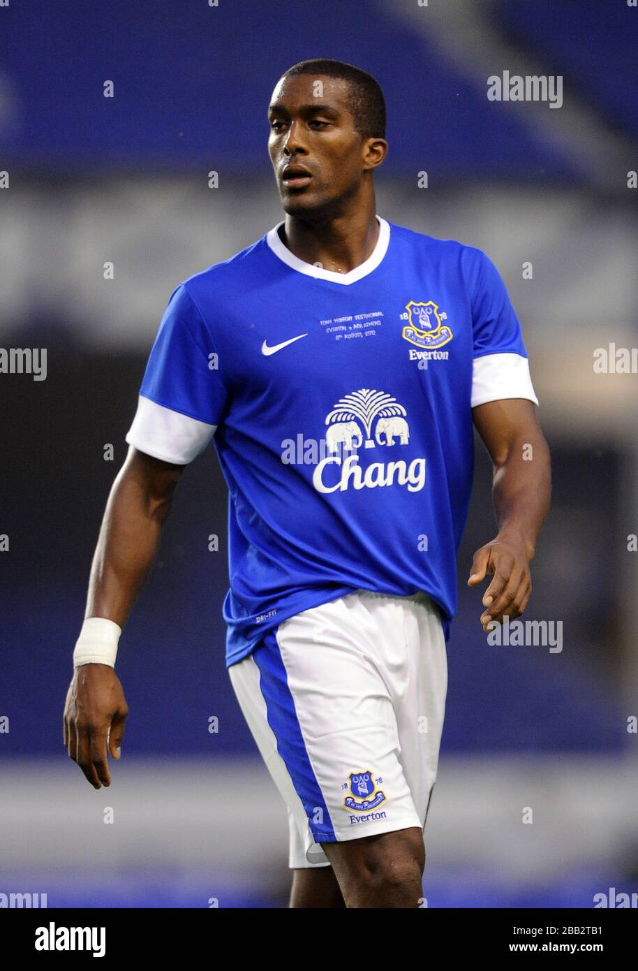 Sylvain Distin, Everton Stock Photo - Alamy