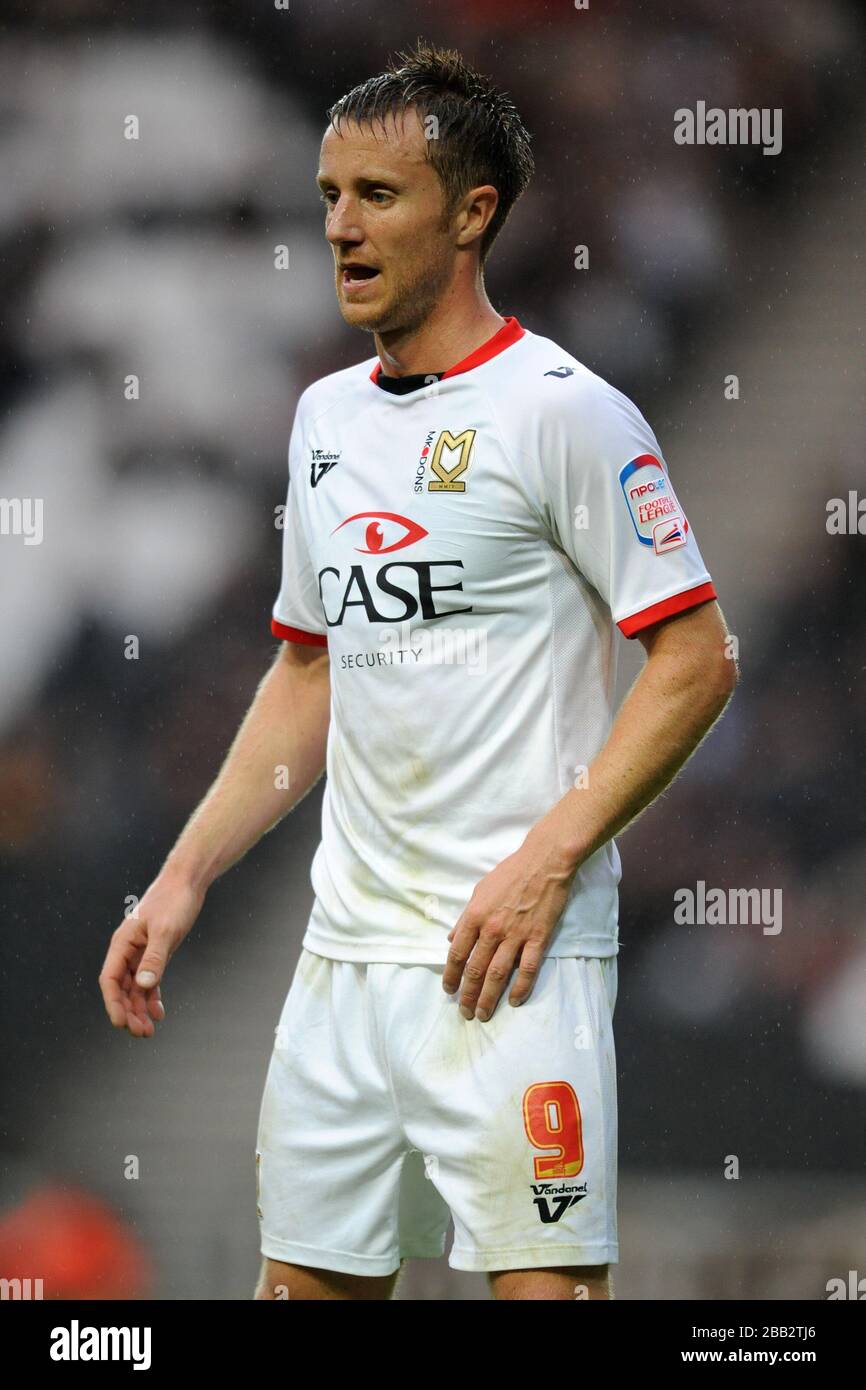 Milton keynes dons dean bowditch hi-res stock photography and images ...