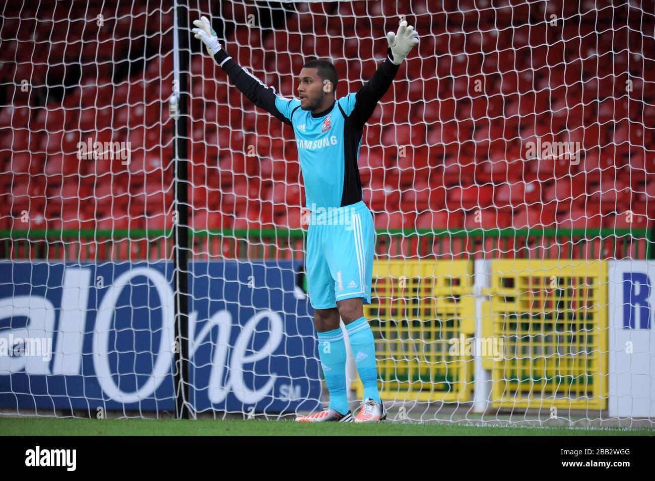 Wes Foderingham, Swindon Town goalkeeper Stock Photo - Alamy