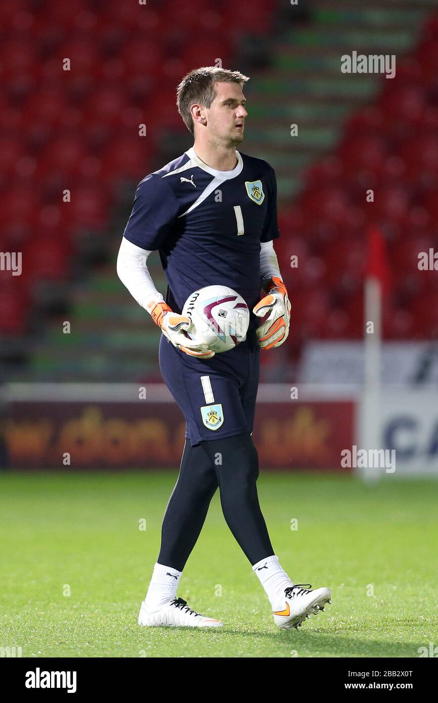 Tom Heaton, Burnley goalkeeper Stock Photo - Alamy