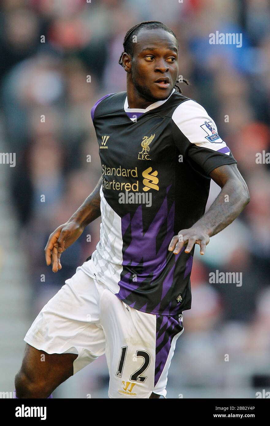 Victor moses liverpool hi-res stock photography and images - Alamy