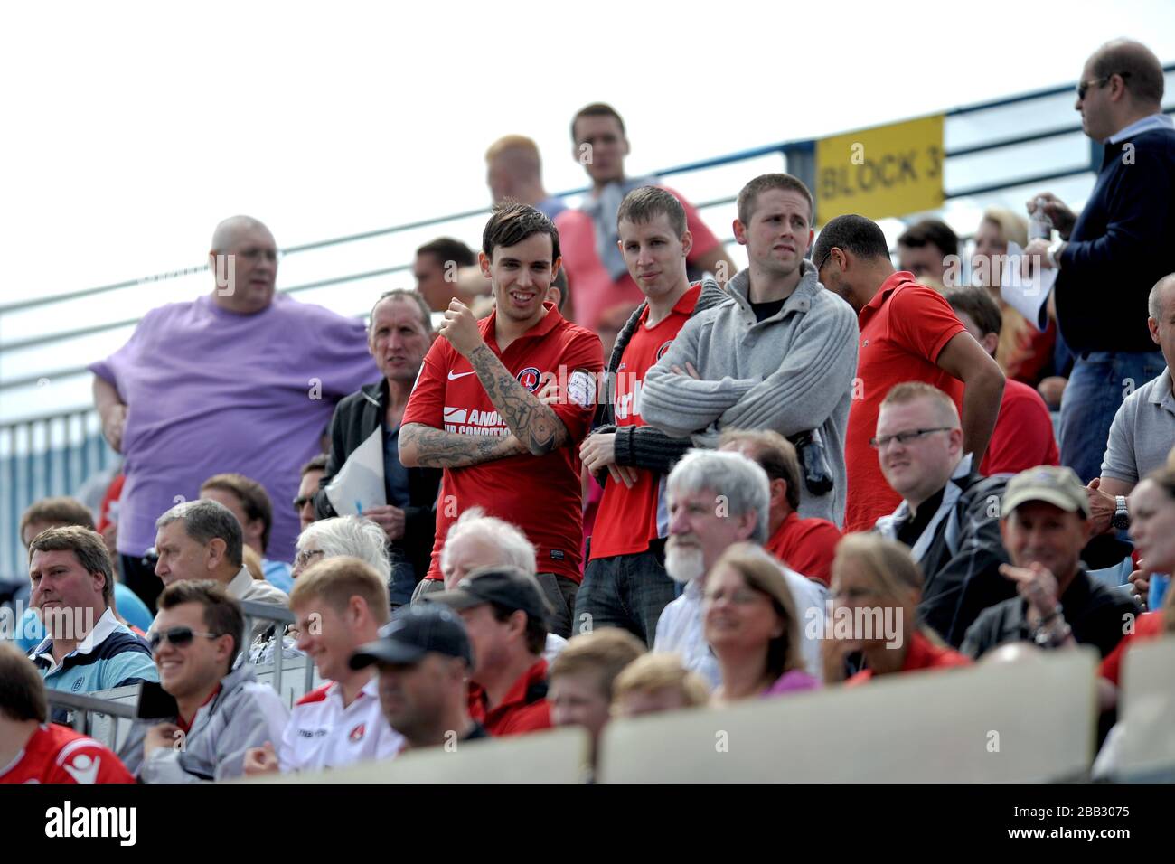 Gillingham fans in stands hi-res stock photography and images - Alamy