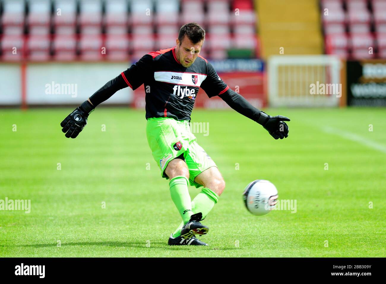 Rhys evans hi-res stock photography and images - Alamy
