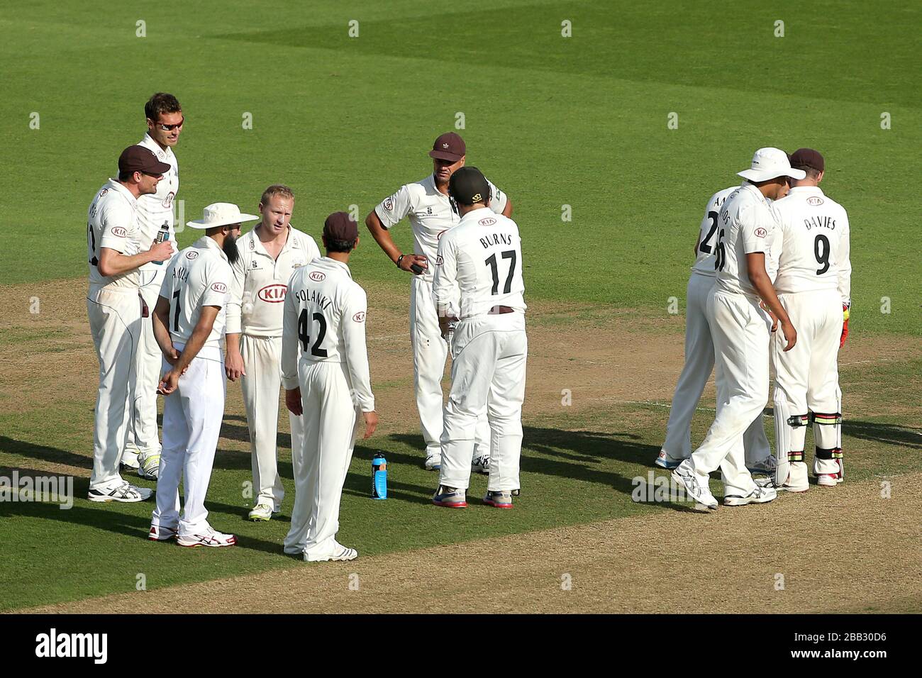 Surrey players speak at the end of play hi-res stock photography and ...