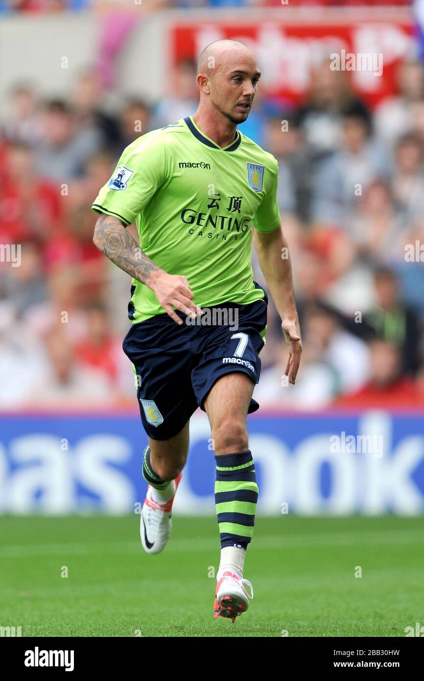 Stephen ireland aston villa hi-res stock photography and images - Alamy
