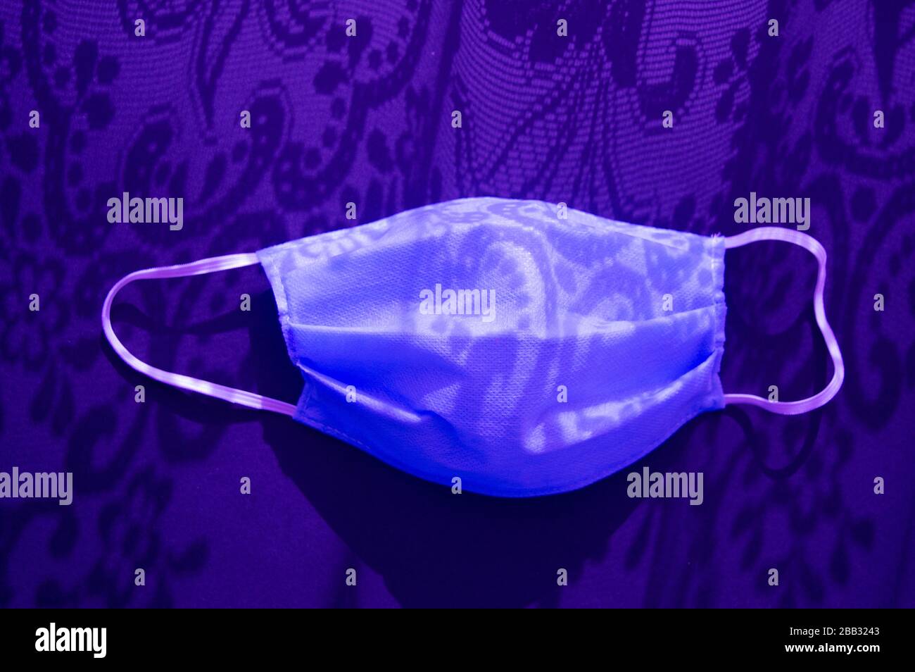 Againts covid 19 hi-res stock photography and images - Alamy