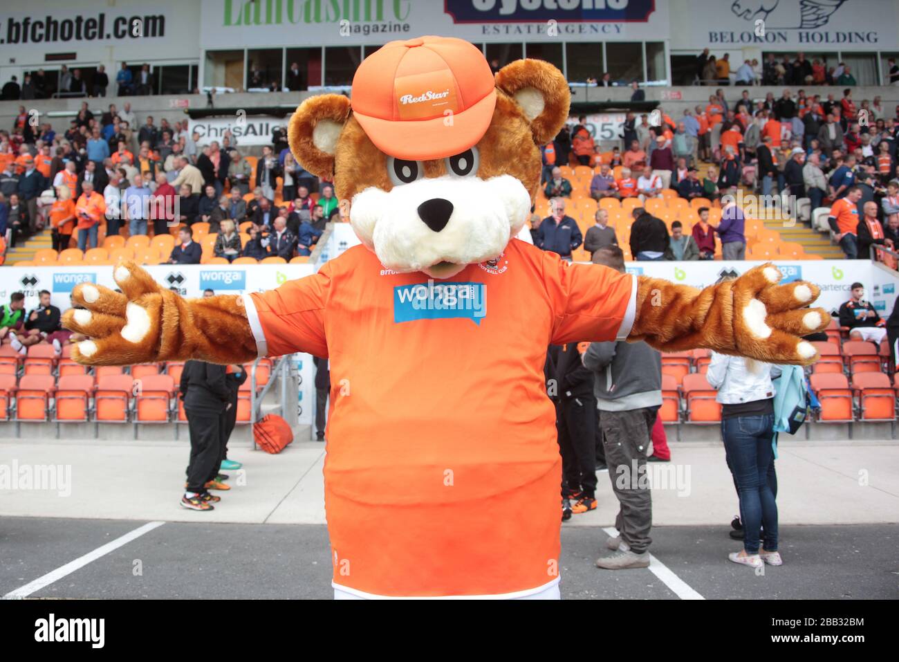 Blackpool mascot hi-res stock photography and images - Alamy