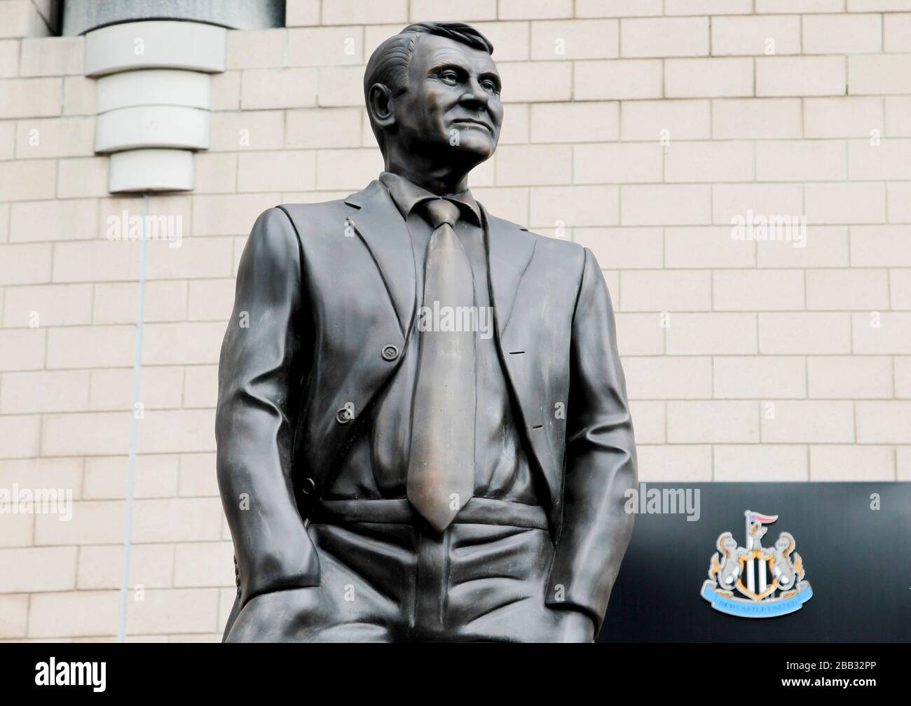 Sir Bobby Robson Statue outside St.James Park, Newcastle Stock Photo ...