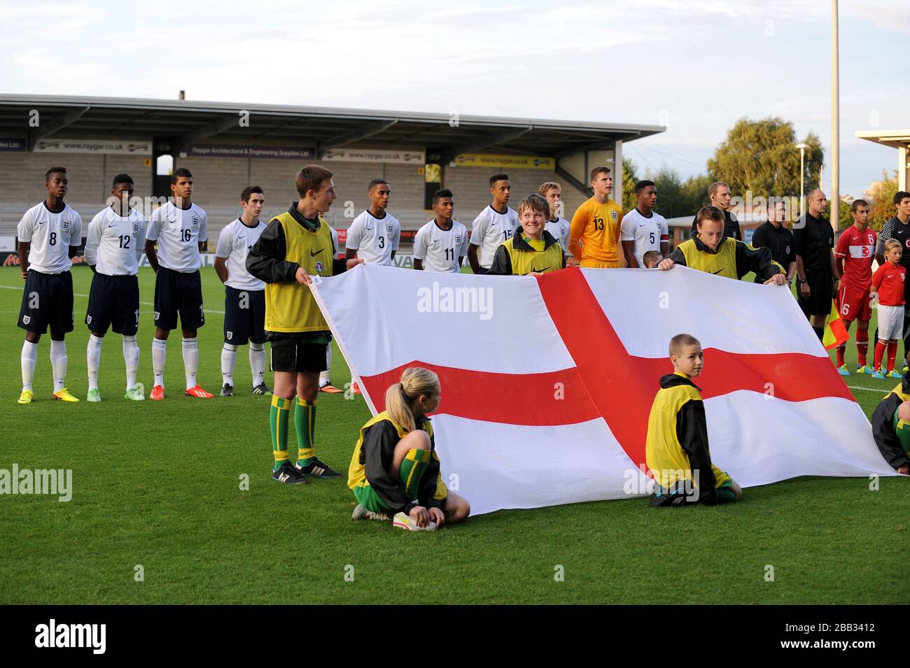 The England team line up before kick-off Stock Photo - Alamy