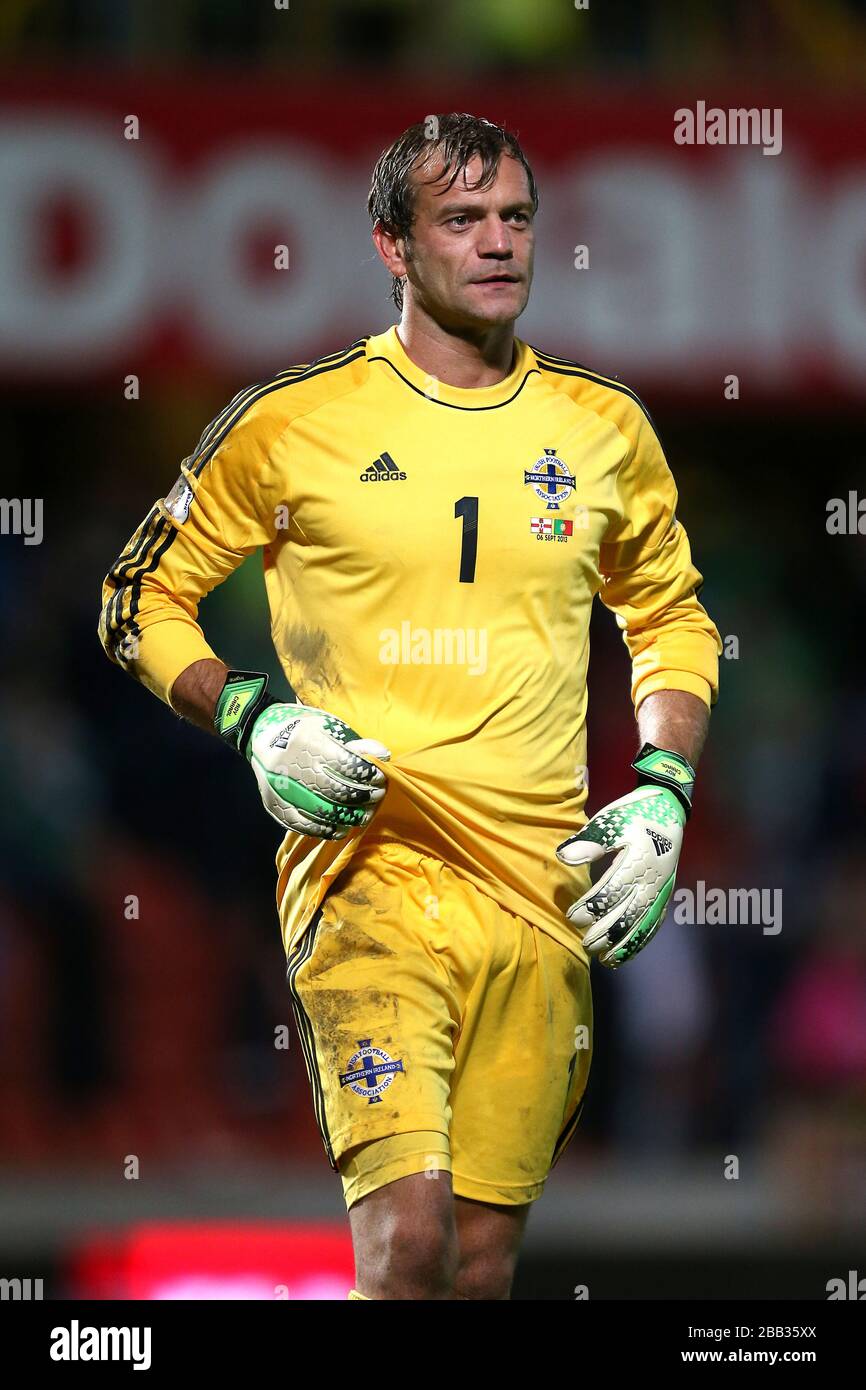 Northern Ireland goalkeeper Roy Carroll Stock Photo - Alamy