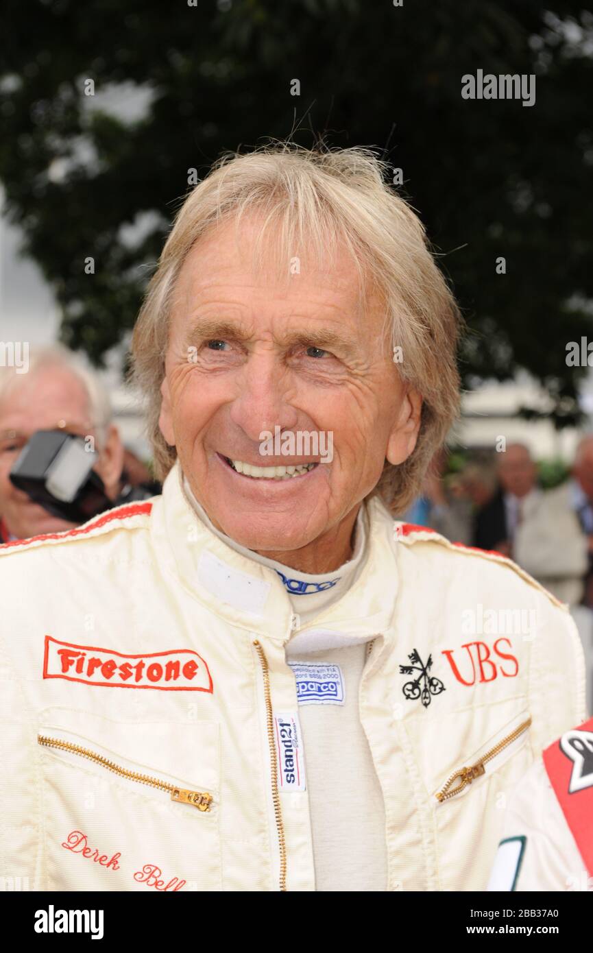 Le mans race winner derek bell hi-res stock photography and images - Alamy