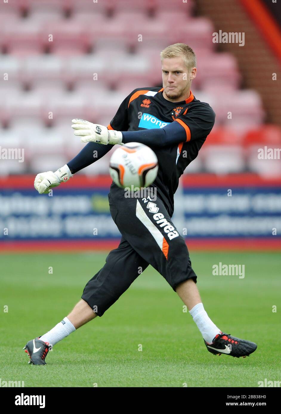 Blackpools goalkeeper mark halstead hi-res stock photography and images ...
