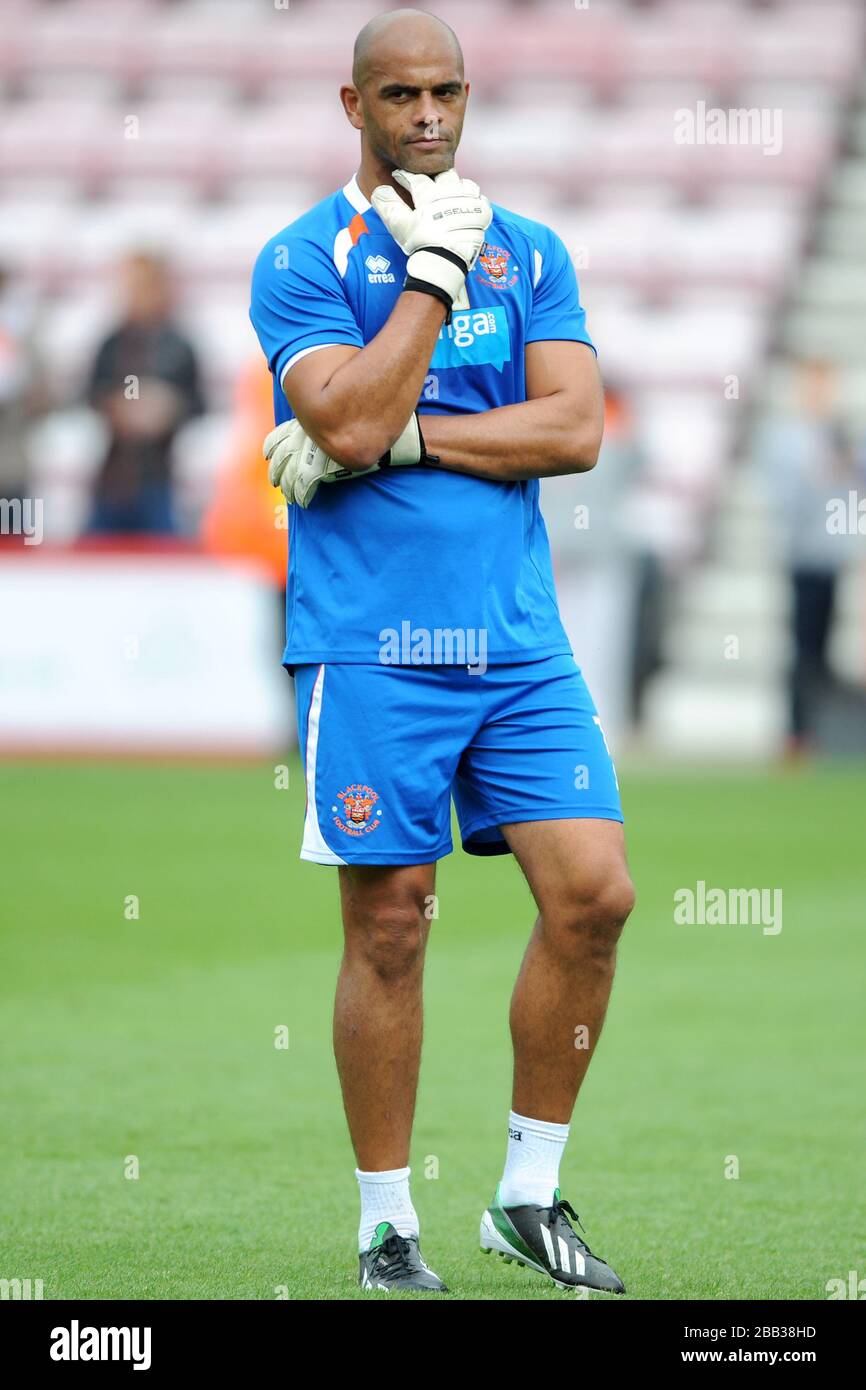Blackpool's goalkeeping coach Tony Warner Stock Photo - Alamy