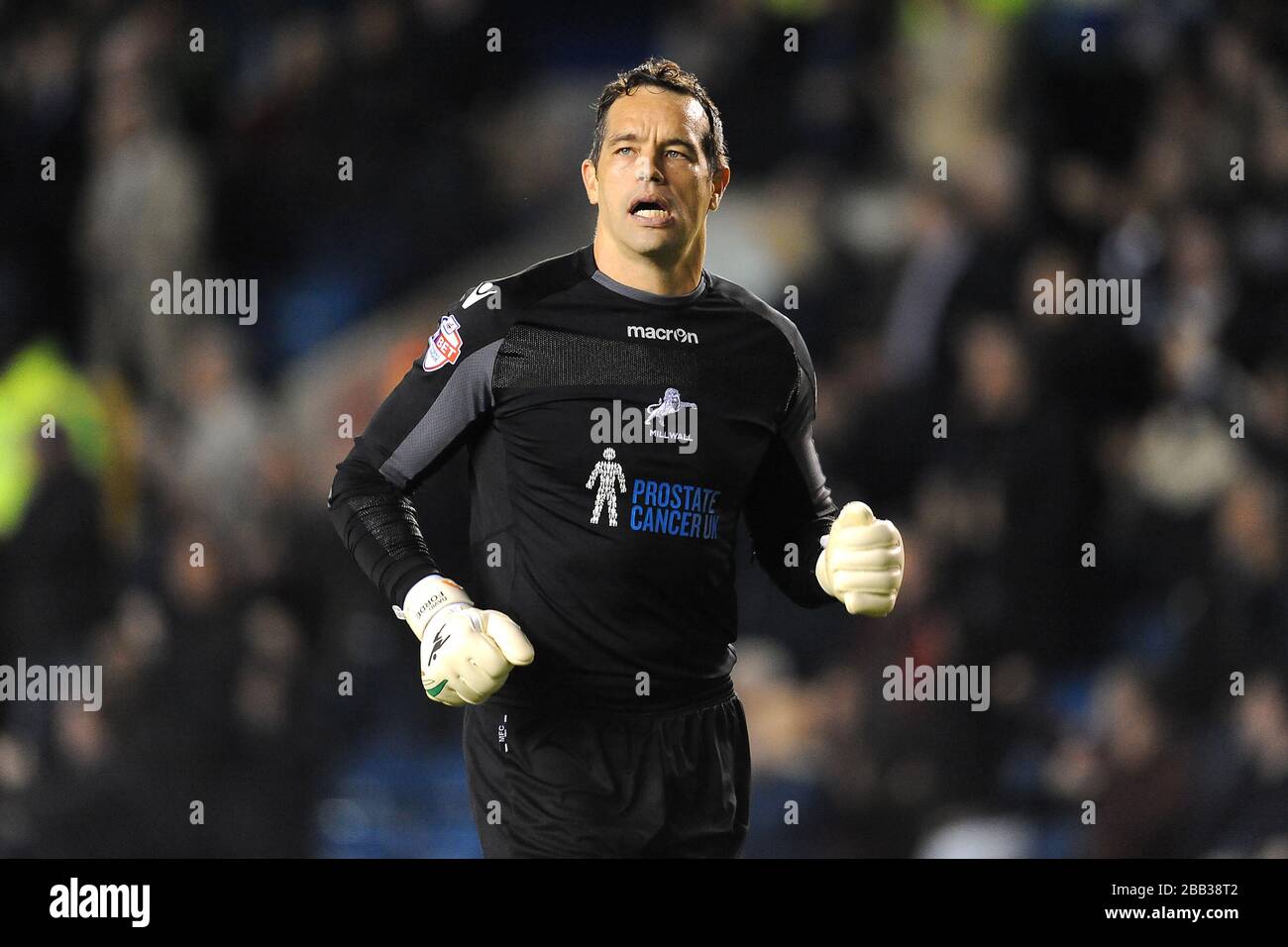 Millwall goalkeeper David Forde Stock Photo - Alamy