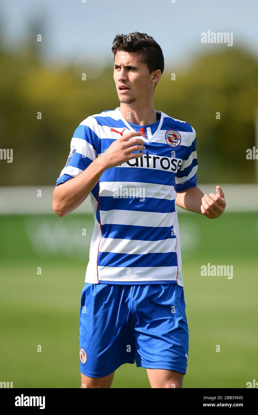 Reading ampics hi-res stock photography and images - Alamy