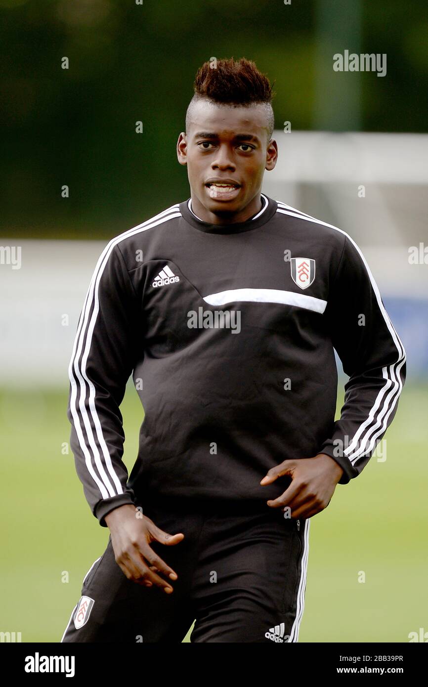 Half length top mid ampics hi-res stock photography and images - Alamy