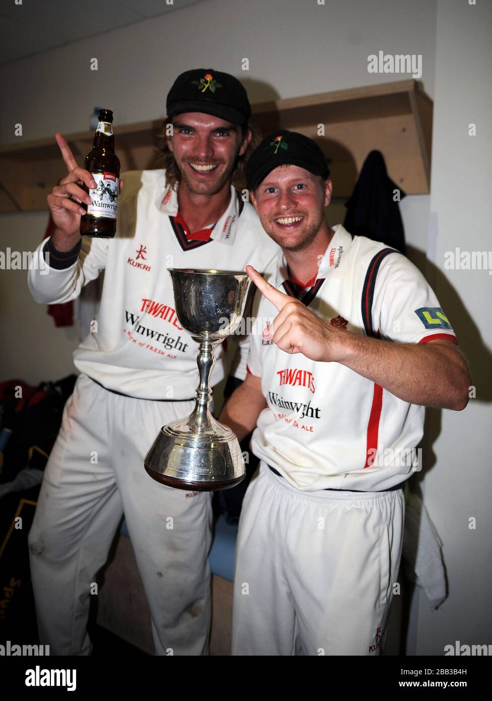 Lancashire's Karl Brown (right) and Oliver Newby celebrate Stock Photo ...