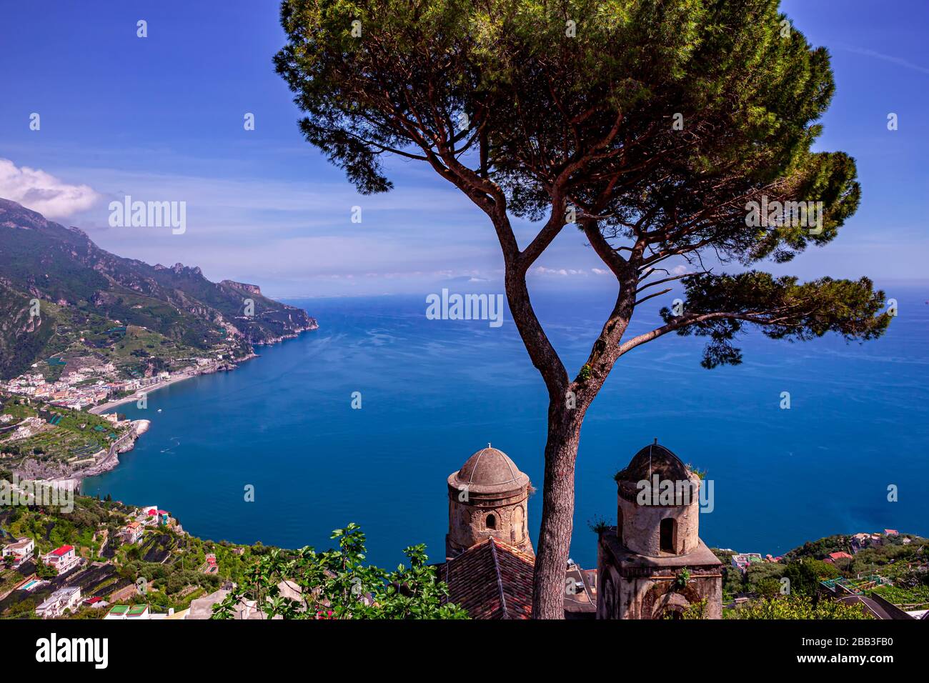 Coastline in Ravello, over the gulf of Salerno, Amalfi coast, italy Stock Photo - Alamy