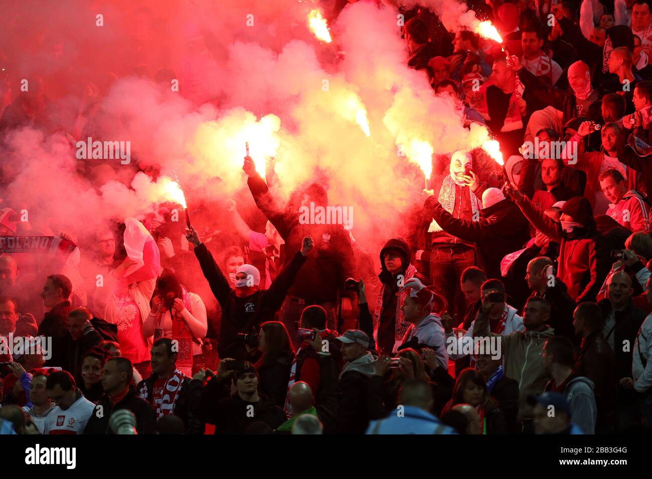 Red flares hi-res stock photography and images - Alamy