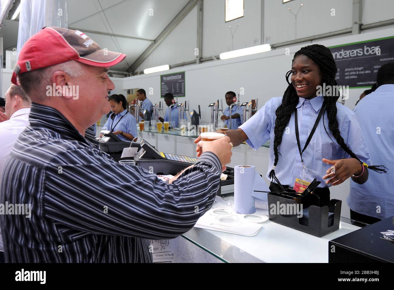 Cricket crowd beer hi-res stock photography and images - Alamy