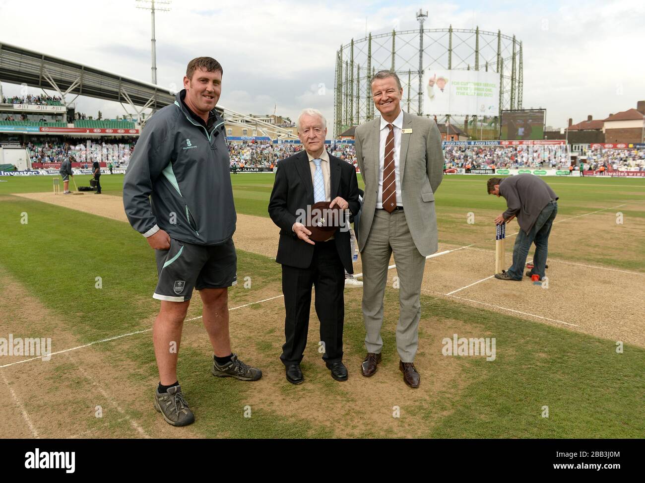 Gordon centre hi-res stock photography and images - Alamy