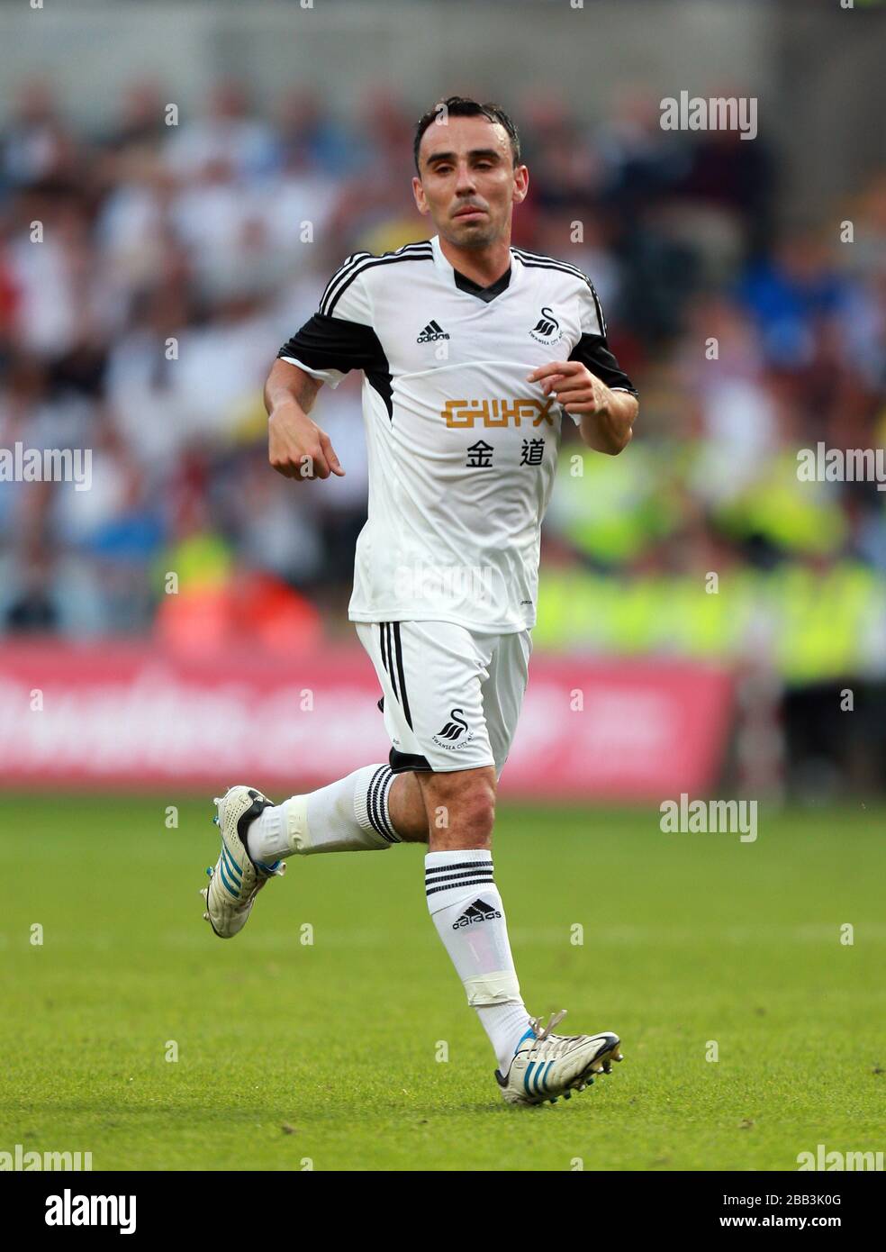 Swansea citys leon britton hi-res stock photography and images - Alamy