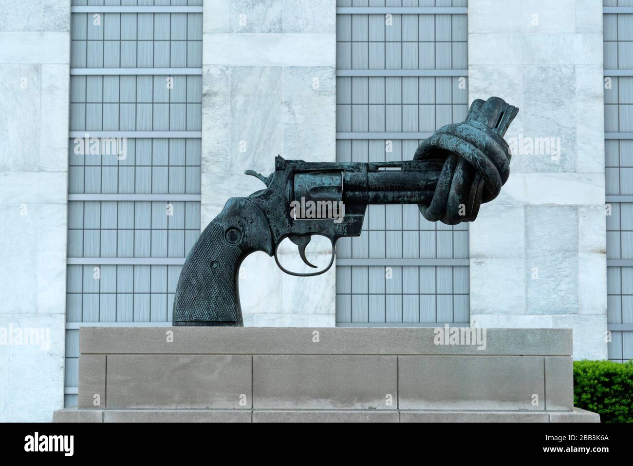 NEW YORK, USA - MAY 25 2018 - knot gun sculpture no war United Nations ...
