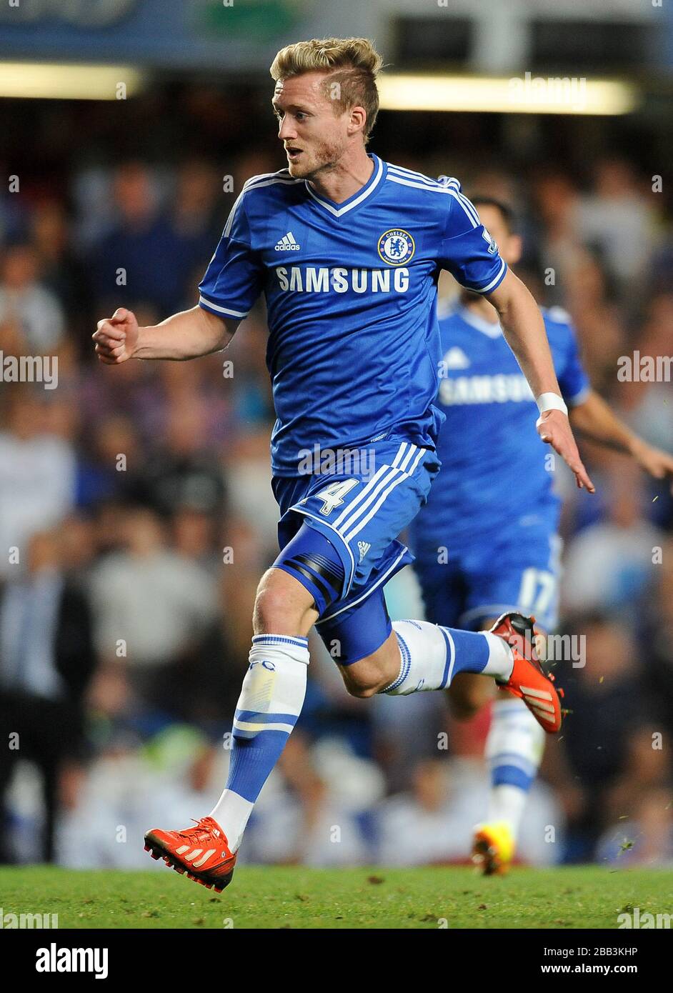 Full length schuerrle hi-res stock photography and images - Alamy