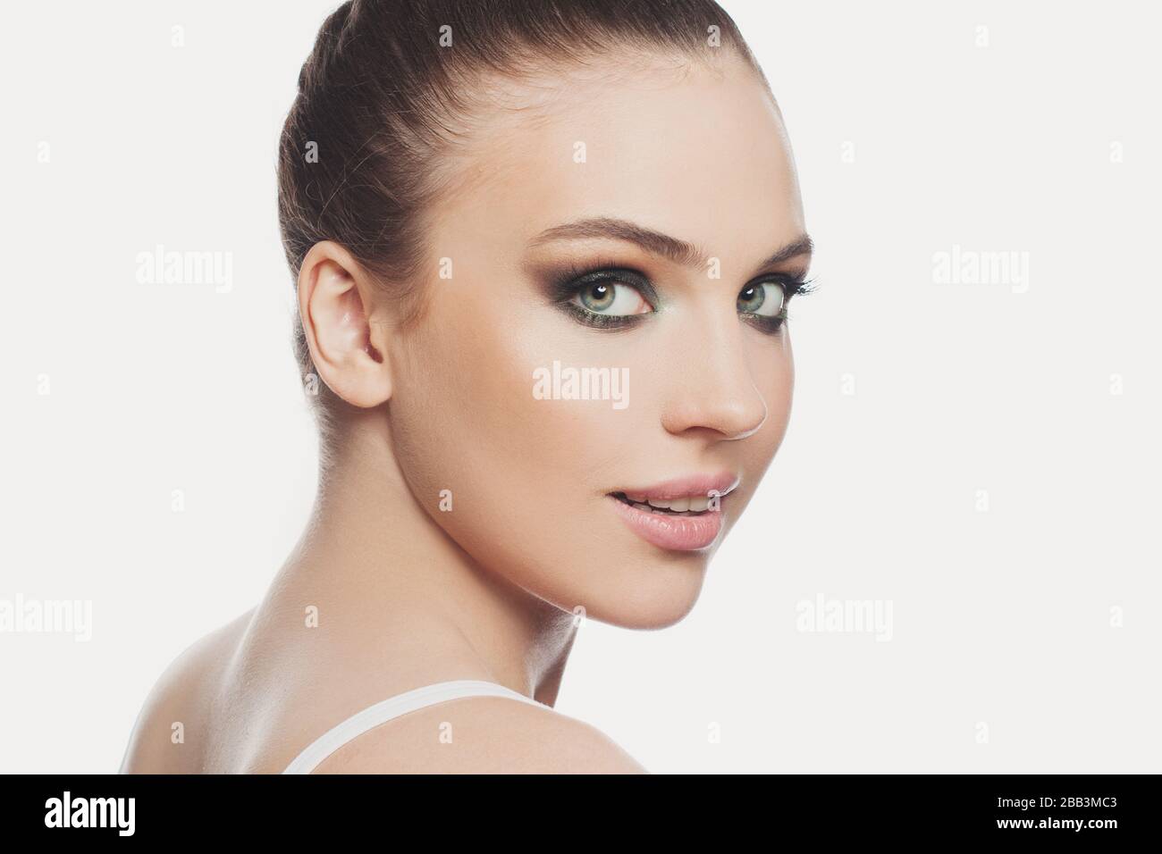 Beautiful female face. Healthy model with clear skin. Skincare and ...