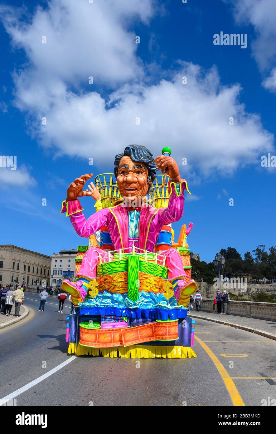 Carnival floats hi-res stock photography and images - Alamy