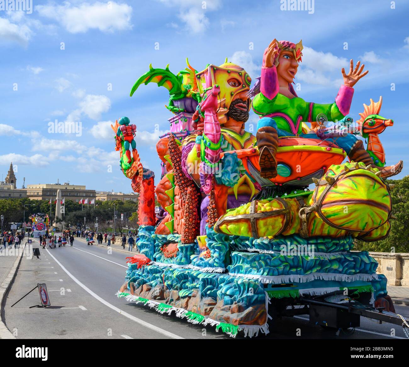 Carnival floats hi-res stock photography and images - Alamy