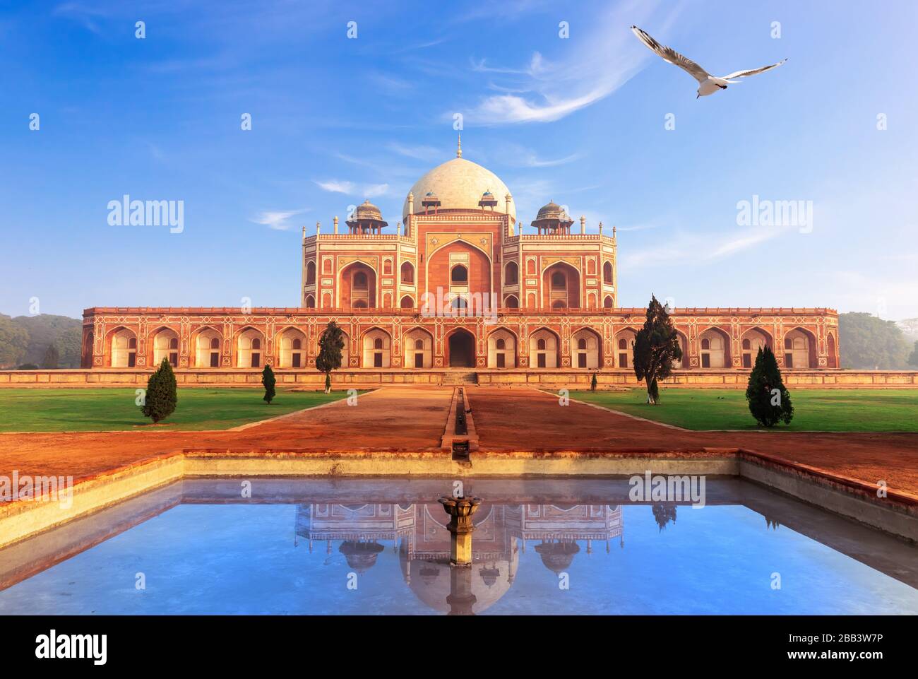 Beautiful architecture of ancient india hi-res stock photography and ...