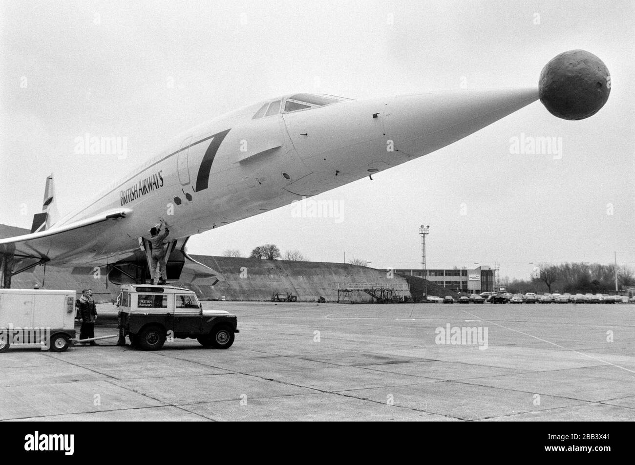 Concorde cockpit controls hi-res stock photography and images - Alamy